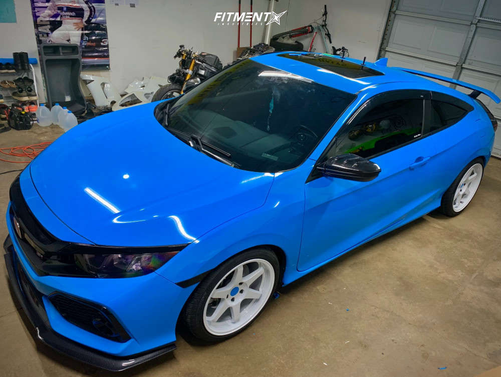2019 Honda Civic Si with 18x9.5 ESR Sr07 and Vercelli 255x35 on ...