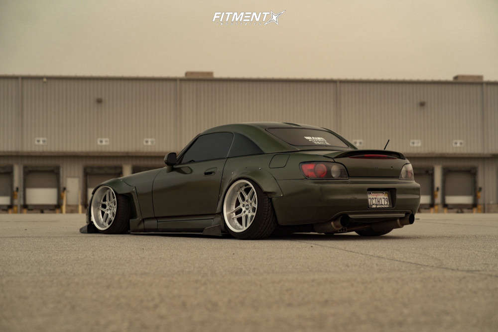 2000 Honda S2000 Base with 18x10.5 ESR Cs15 and Lexani 215x35 on Air ...