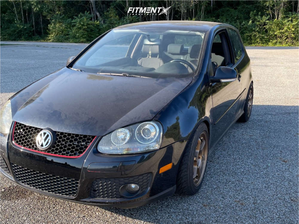 2006 Volkswagen GTI Base with 17x8.5 Motegi Mr145 and Federal 235x45 on ...