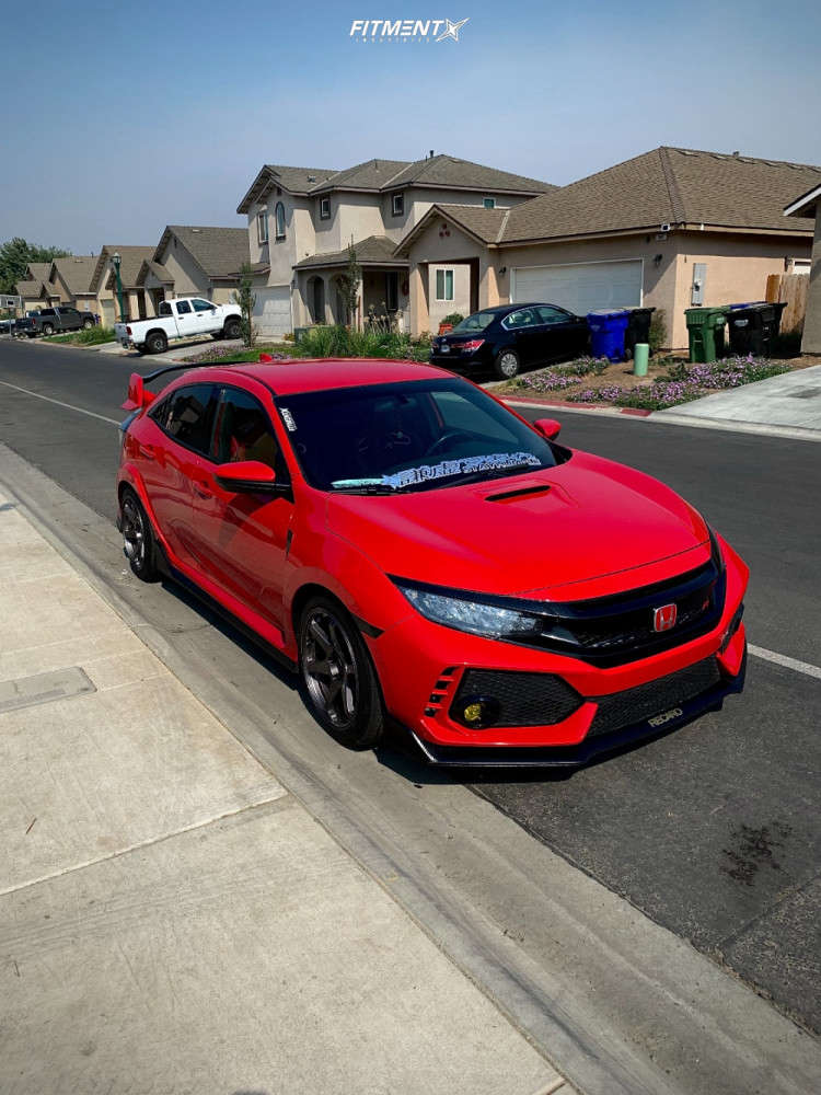 2018 Honda Civic Type R with 18x9.5 Enkei T6r and Nitto 245x40 on Stock ...
