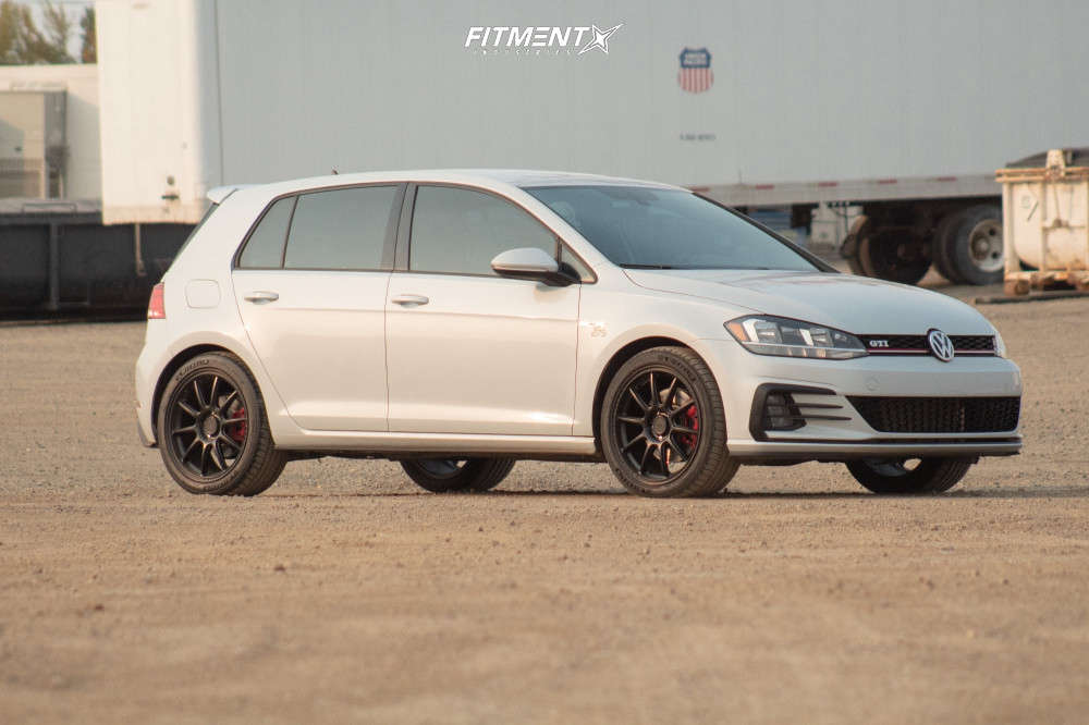 2018 Volkswagen GTI S with 18x8.5 Motegi Mr140 and Michelin 245x45 on ...