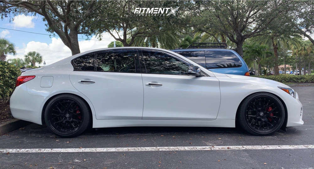2015 INFINITI Q50 Sport with 19x9.5 ESR Cs11 and Lexani 245x35 on ...