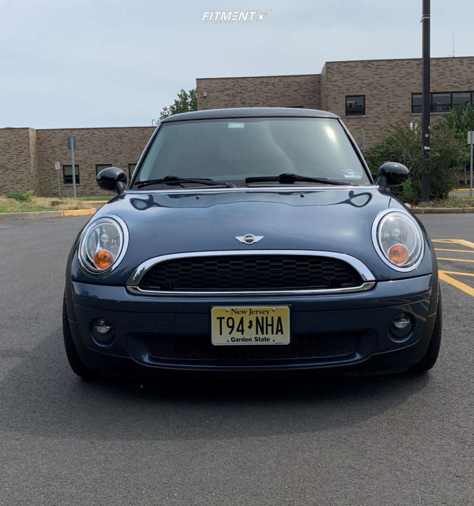 2010 Mini Cooper Base with 17x8 JNC Jnc030 and Pirelli 215x45 on ...