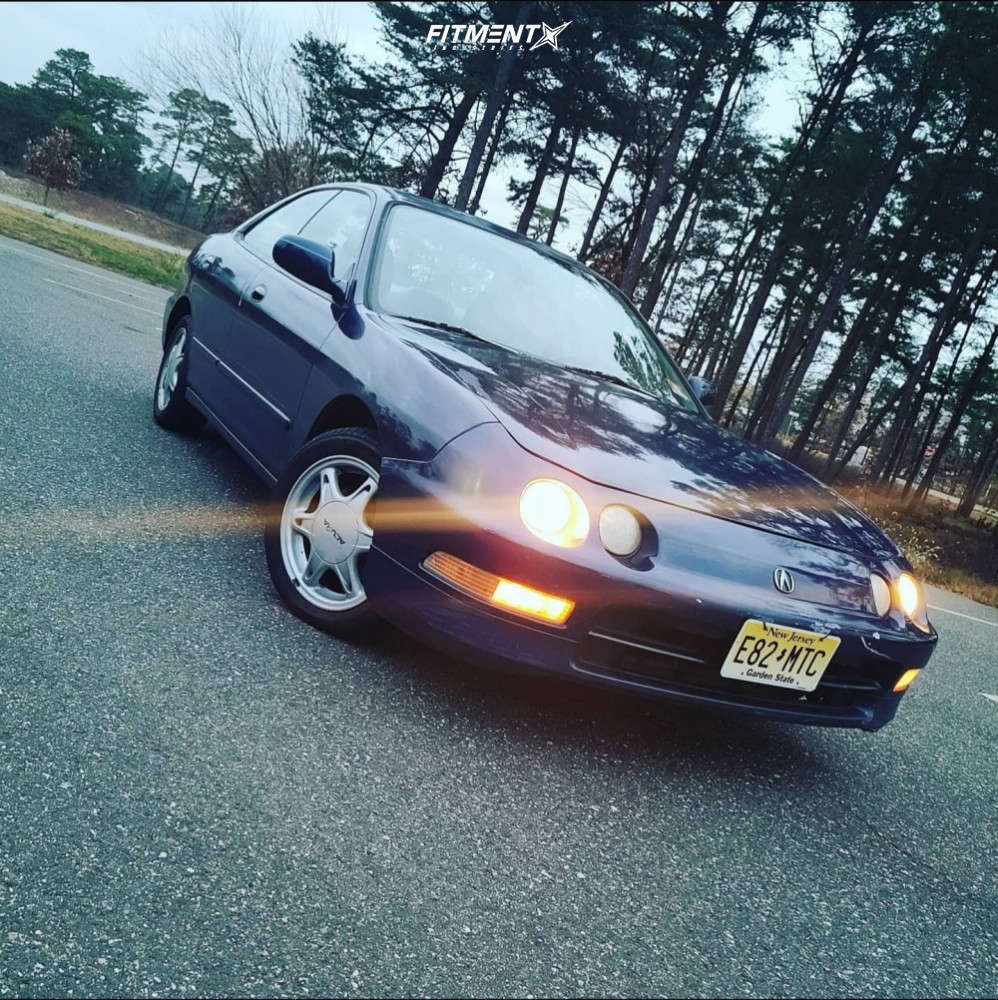 1997 Acura Integra LS with 16x8 F1R F07 and Waterfall 195x40 on ...