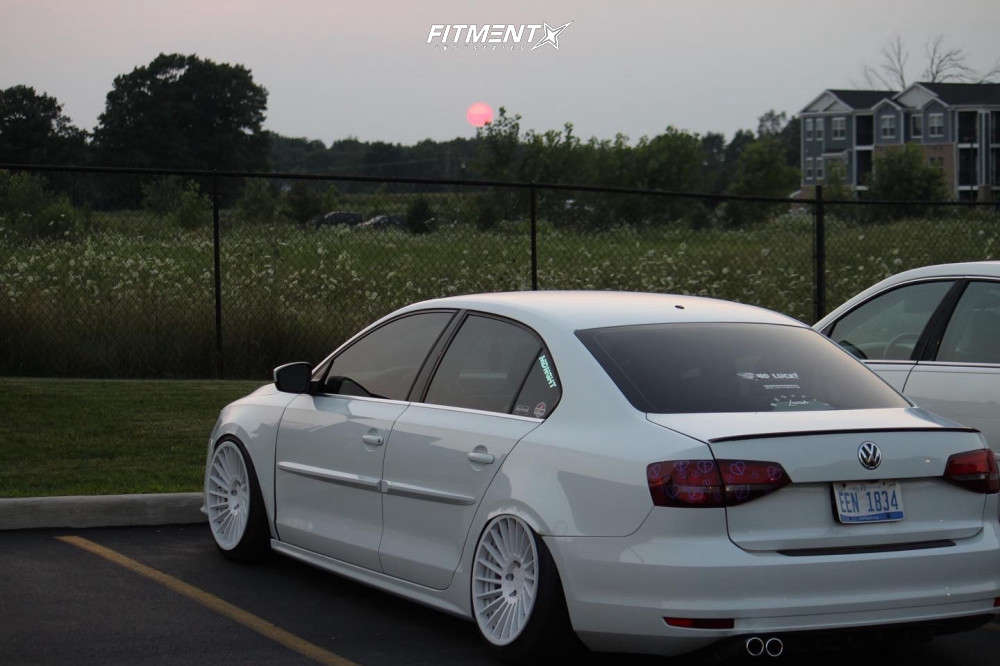 2017 Volkswagen Jetta S with 18x9.5 Rotiform Ind-t and Achilles 225x40 ...