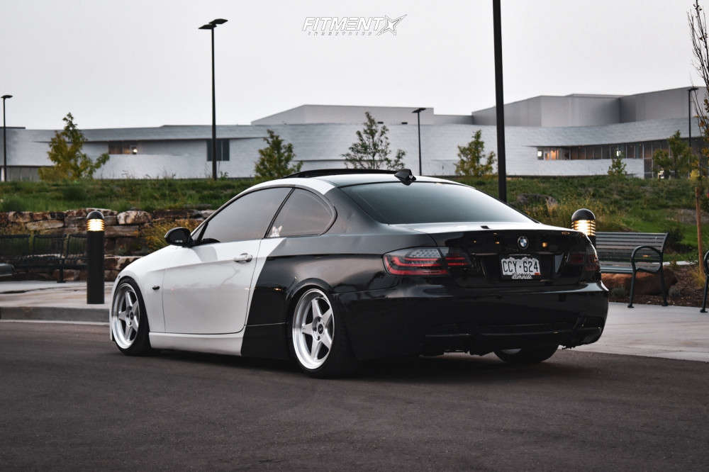 2008 BMW 335i Base with 18x9.5 ESR Cr5 and Kumho 225x40 on Coilovers ...