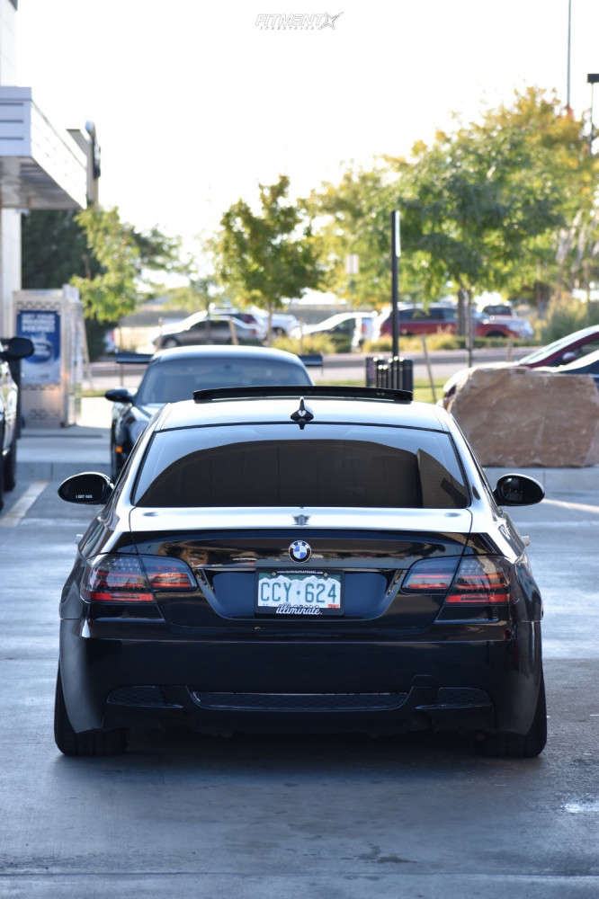 2008 BMW 335i Base with 18x9.5 ESR Cr5 and Kumho 225x40 on Coilovers ...