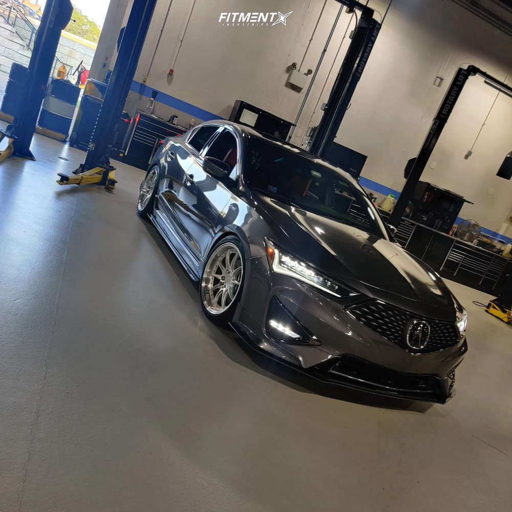 2020 Acura ILX Base with 18x8.5 Aodhan Ds07 and Continental 225x35 on ...