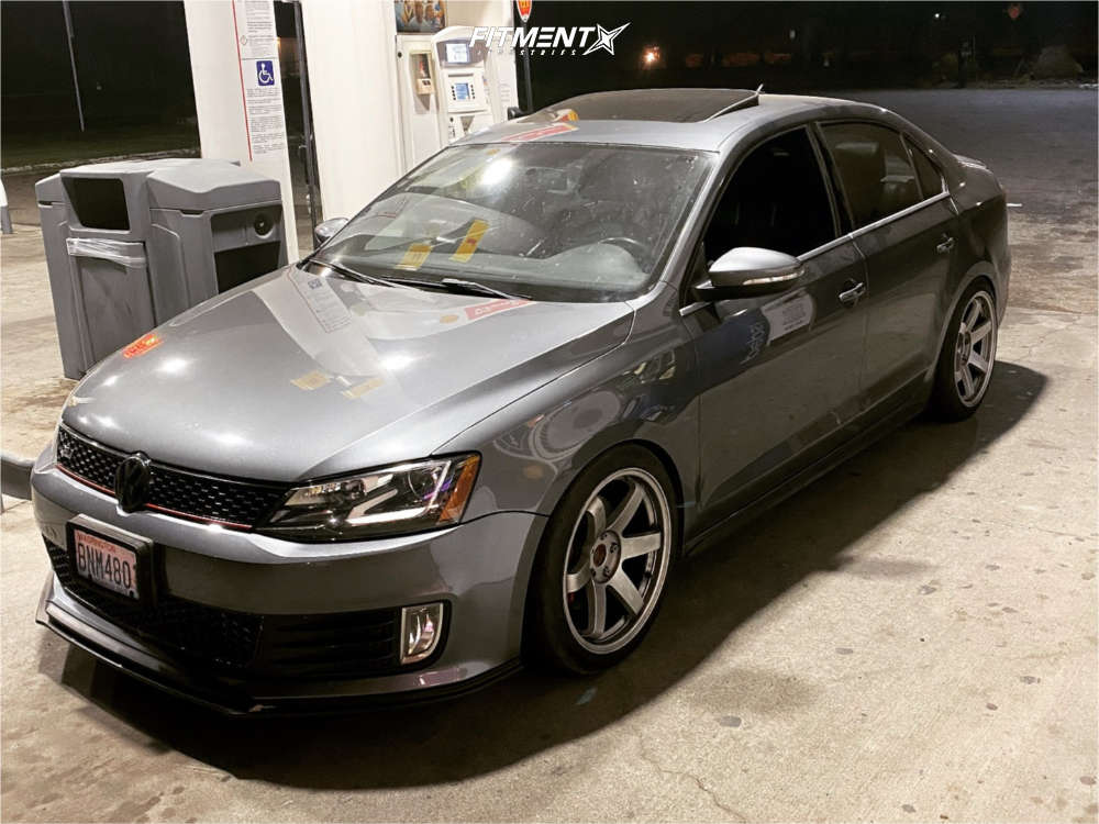 2013 Volkswagen Jetta GLI with 18x8.5 JNC Jnc014 and Toyo Tires 225x40 ...