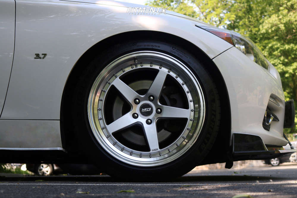 2015 INFINITI Q50 Premium with 19x9.5 ESR Cs5 and Michelin 245x40 on ...