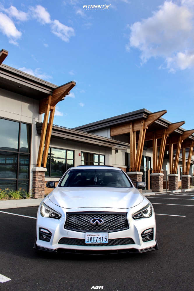 2014 INFINITI Q50 Sport with 19x10.5 Aodhan Ds02 and Federal 245x40 on ...