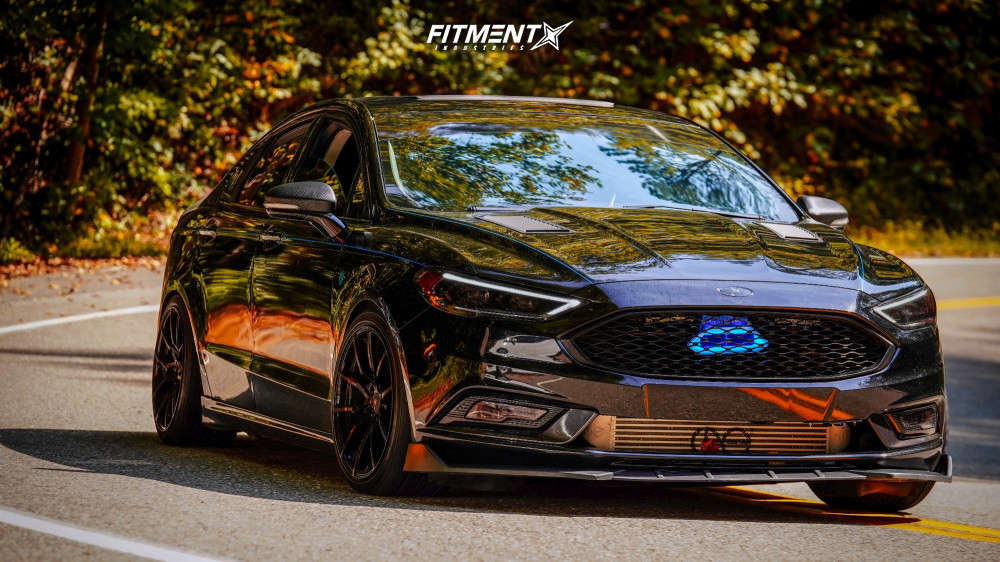 2018 Ford Fusion Titanium with 18x9.5 Option Lab R716 and Vercelli ...