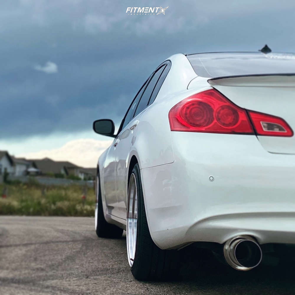 2012 INFINITI G37 X with 19x9.5 ESR Sr05 and Nexen 235x40 on Coilovers ...