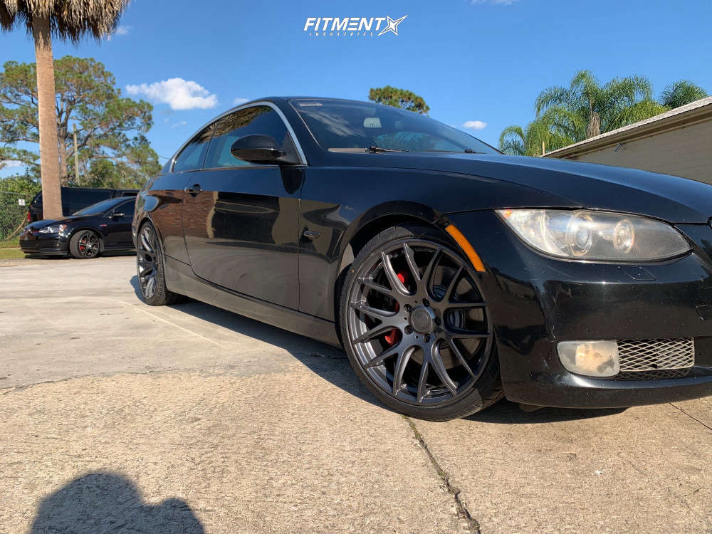 2007 BMW 335i Base with 19x8.5 ESR Sr12 and Lexani 235x35 on Lowering ...