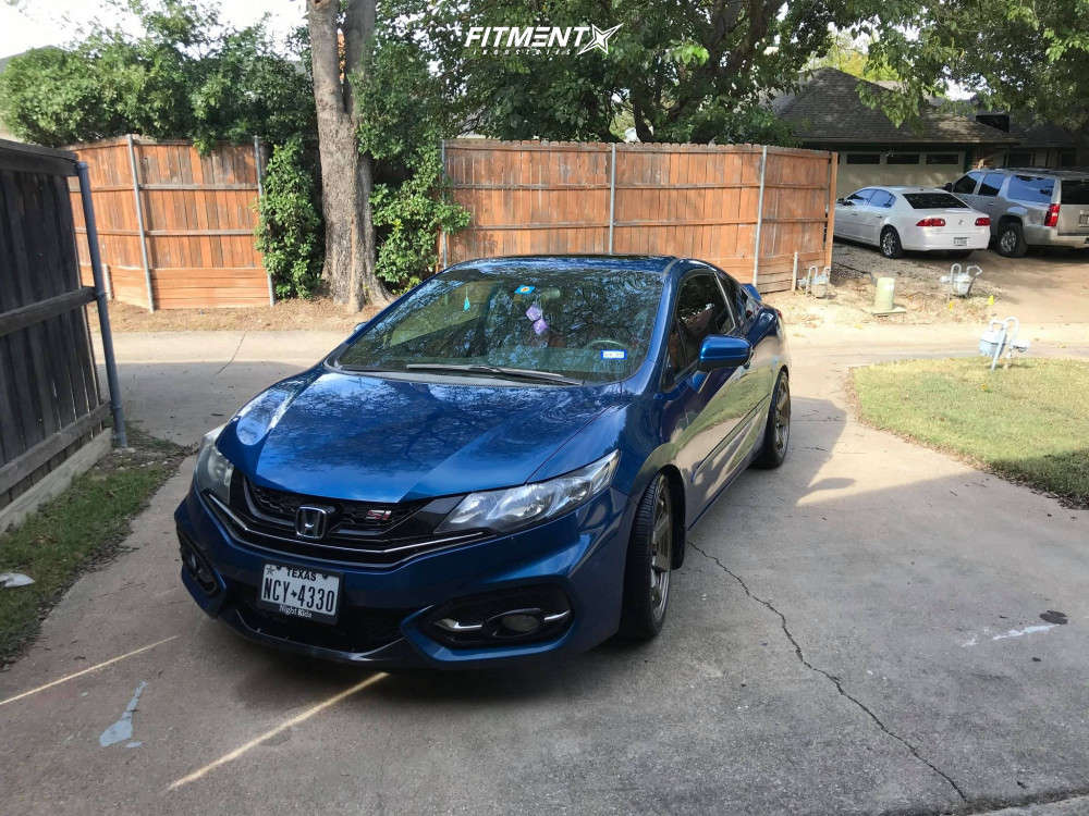2015 Honda Civic Si with 18x8.5 AVID1 AV6 and Toyo Tires 245x35 on ...