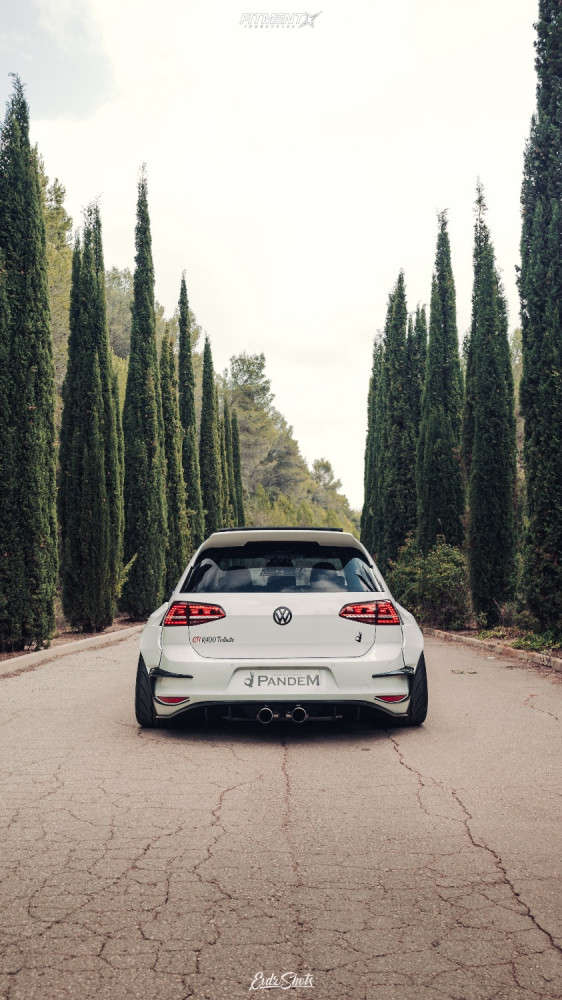 2014 Volkswagen GTI Wolfsburg Edition with 19x9.5 Work Emotion Cr 2p ...