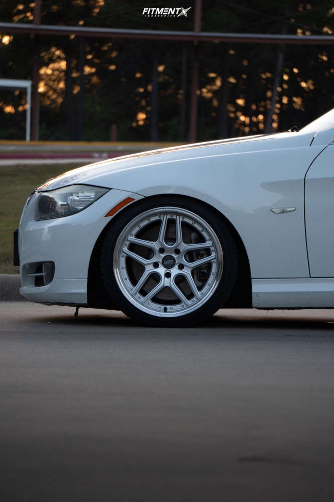 2009 BMW 335i Base with 18x9.5 ESR Cs15 and Petlas 225x35 on Coilovers ...