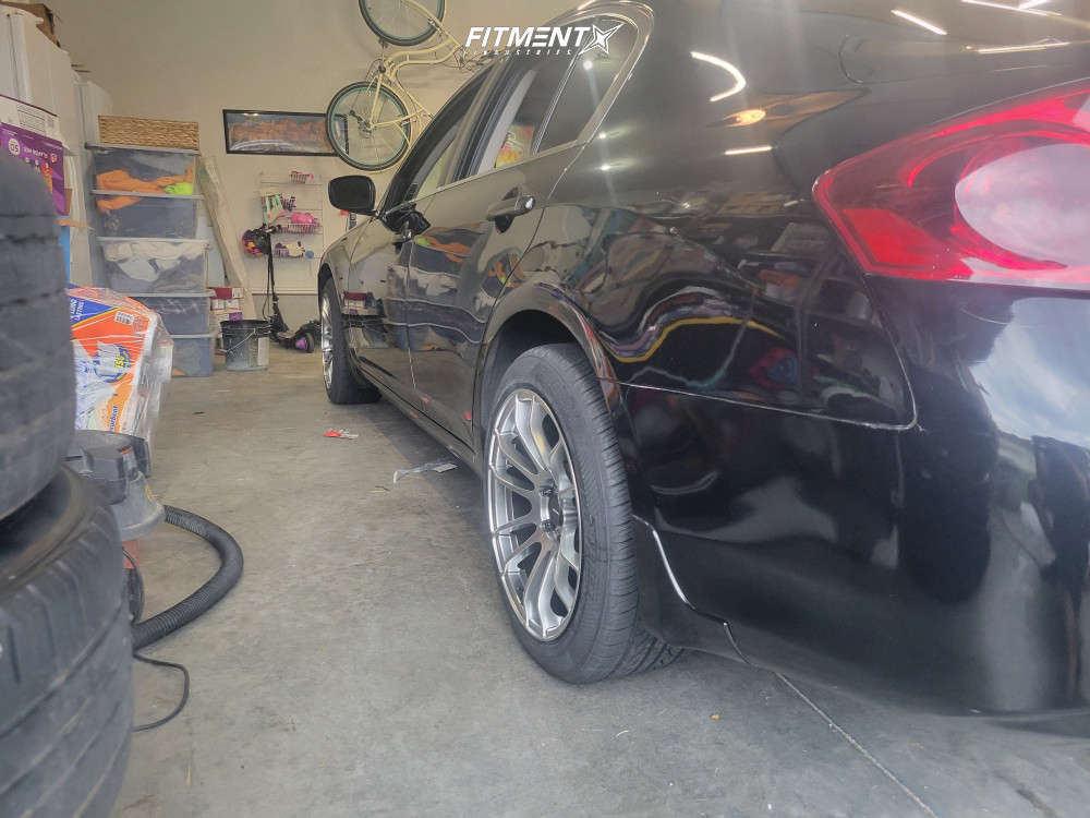 2015 INFINITI Q40 Base with 18x9.5 AVID1 AV20 and Primewell 255x40 on ...