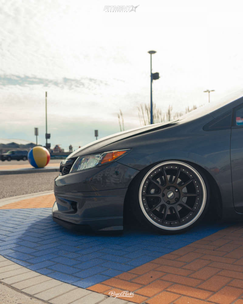 2012 Honda Civic Si with 18x9.5 ESR Cs12 and Leao 215x35 on Coilovers ...