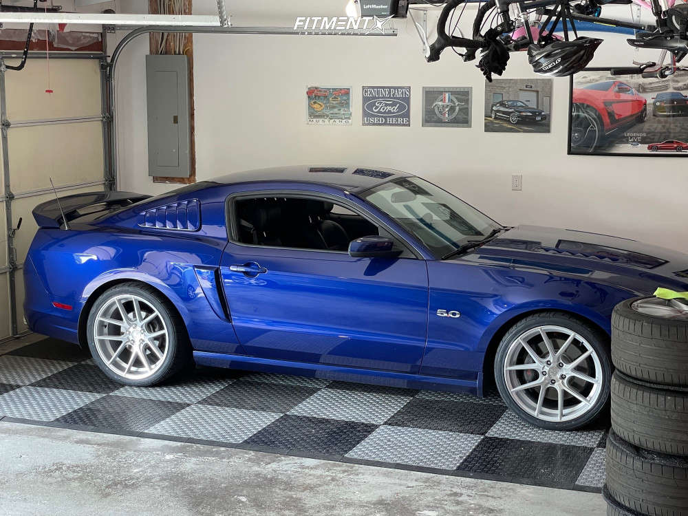 2013 Ford Mustang GT with 20x9 Aodhan Aff3 and Nitto 255x35 on Lowering ...