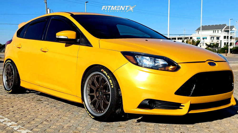 2013 Ford Focus ST with 18x8.5 ESR Cs12 and Falken 235x45 on Coilovers ...