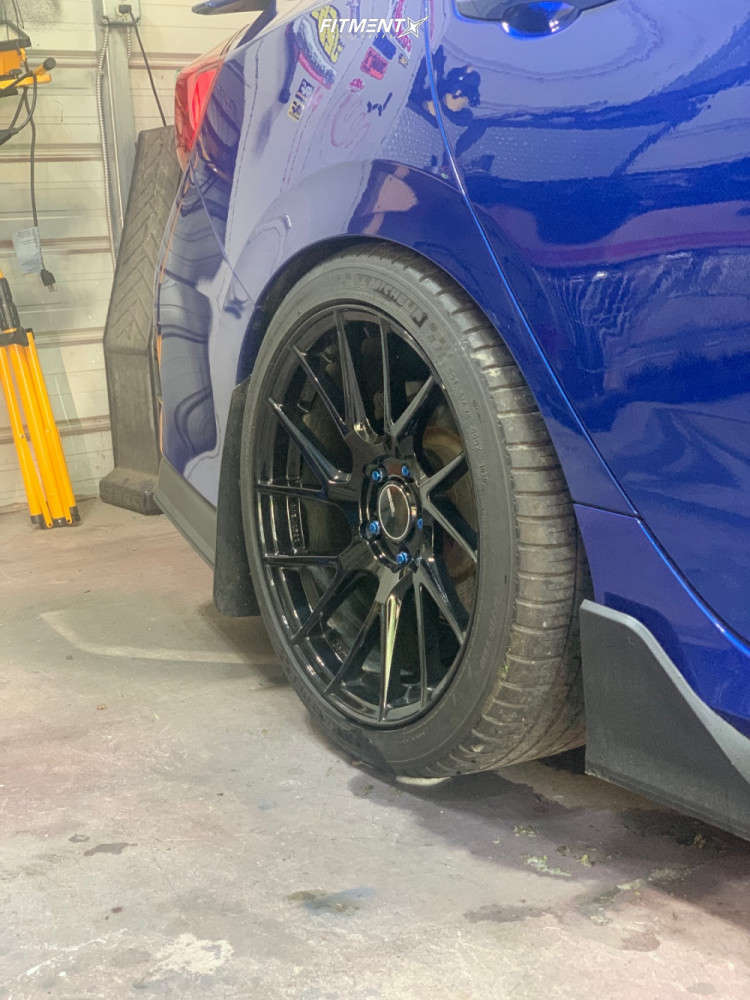 2020 Honda Civic Si with 18x9.5 Enkei Tm7 and Michelin 265x35 on ...