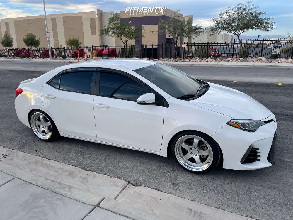 2018 Toyota Corolla SE with 18x9.5 Aodhan Ah02 and Milestar 225x40 on ...