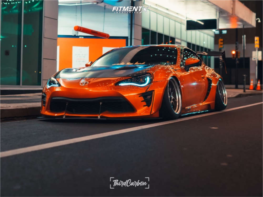 2017 Toyota 86 Base with 18x9.5 SSR Sp5 and Federal 225x35 on Air ...