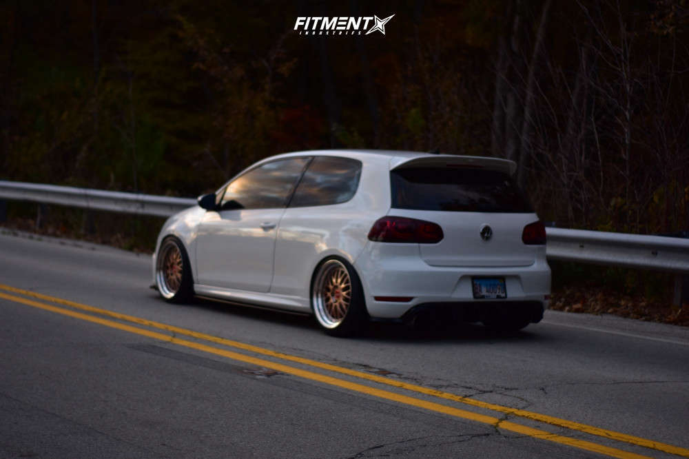 2010 Volkswagen GTI Base with 18x8.5 ESR Sr05 and Nitto 215x40 on ...