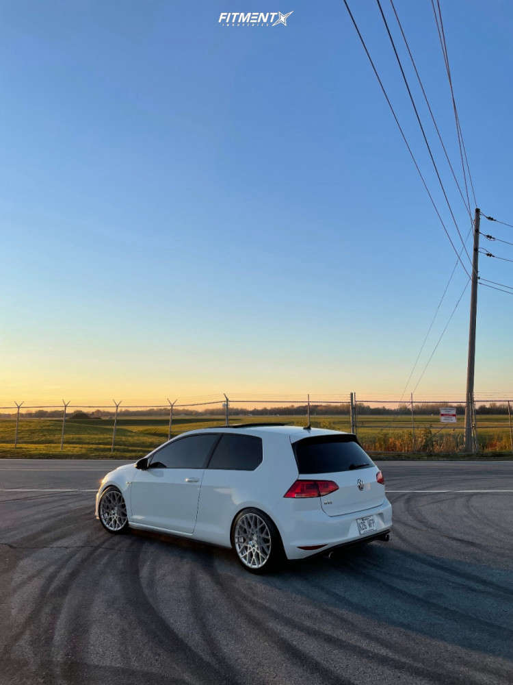 2015 Volkswagen GTI SE with 18x8 Rotiform Blq and Firestone 225x40 on ...