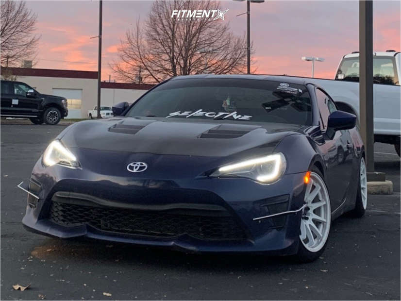 2017 Toyota 86 Base with 17x9 JNC Jnc006 and Nankang 215x45 on ...