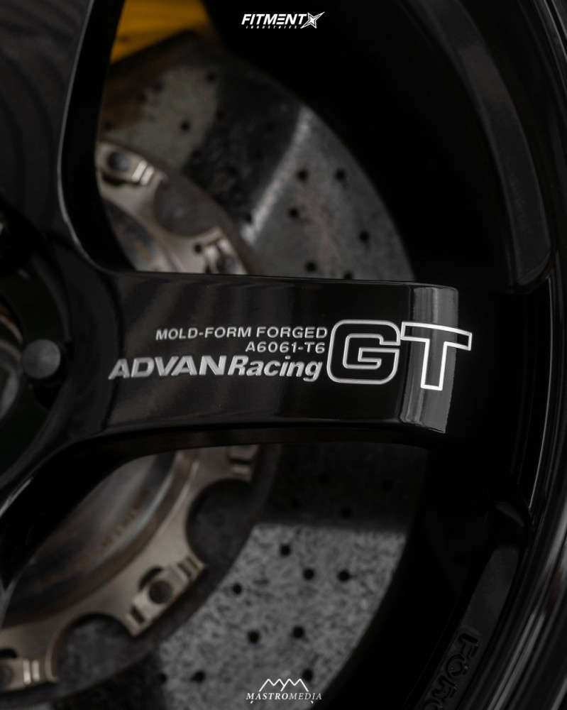 2020 Nissan GT-R Track Edition with 20x10 Advan Gt and Michelin 295x35 ...