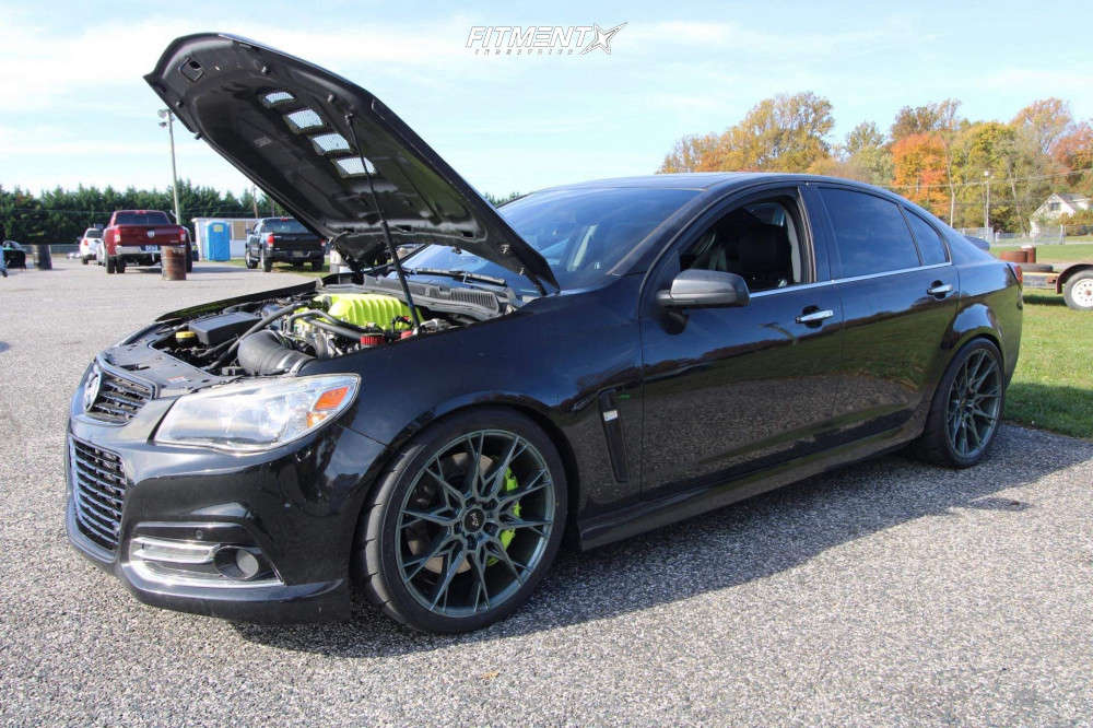 2015 Chevrolet SS Base with 20x9 Niche Staccato and Toyo Tires 255x35 ...