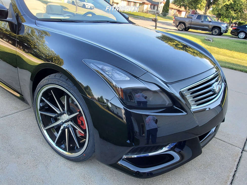2009 INFINITI G37 Base with 20x9 Ferrada FR4 and Yokohama 245x35 on ...