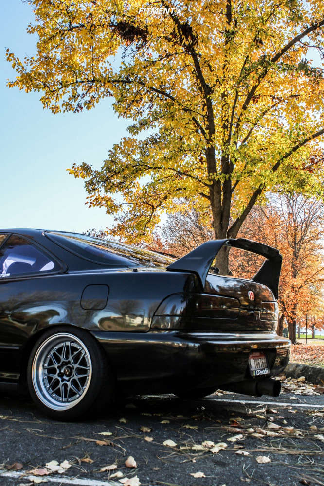 1995 Acura Integra GS-R with 16x8 Vors Vr7 and Federal 195x45 on ...