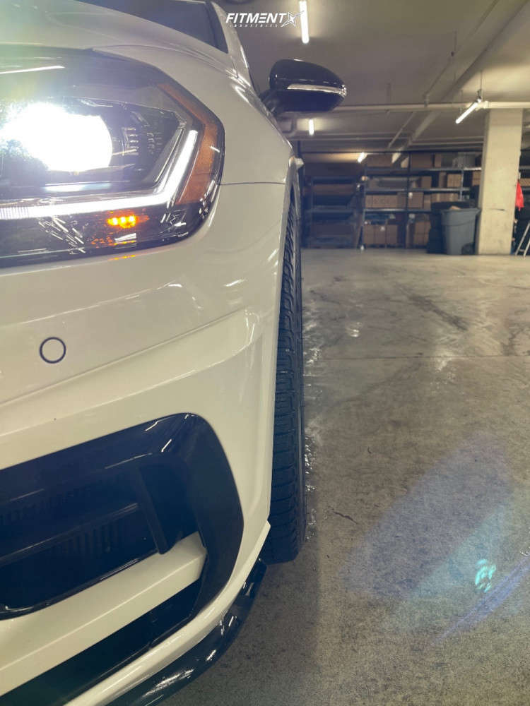 2019 Volkswagen Golf R Base with 18x8 OEM Wheels Style 619 and Michelin ...