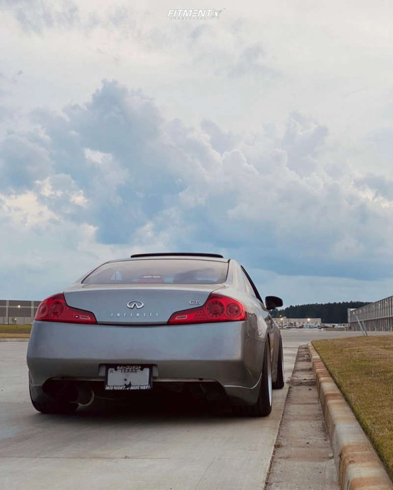 2005 INFINITI G35 Base with 18x9.5 Enkei Rpf1 and Federal 265x35 on ...