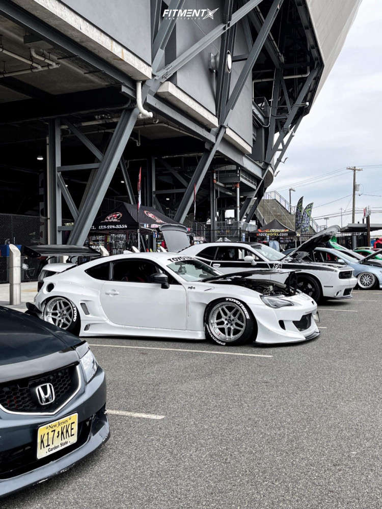 2015 Scion FR-S Base with 18x10.5 ESR Cs15 and Toyo Tires 235x40 on Air ...