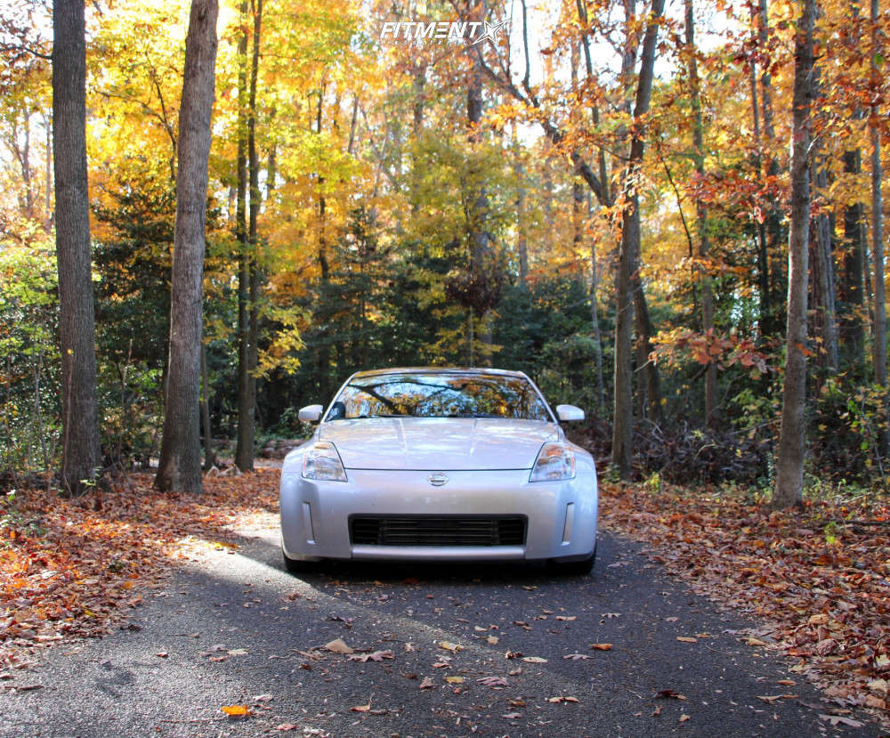 2004 Nissan 350Z Enthusiast with 18x9.5 VIP Modular Vrc 110 and Toyo ...