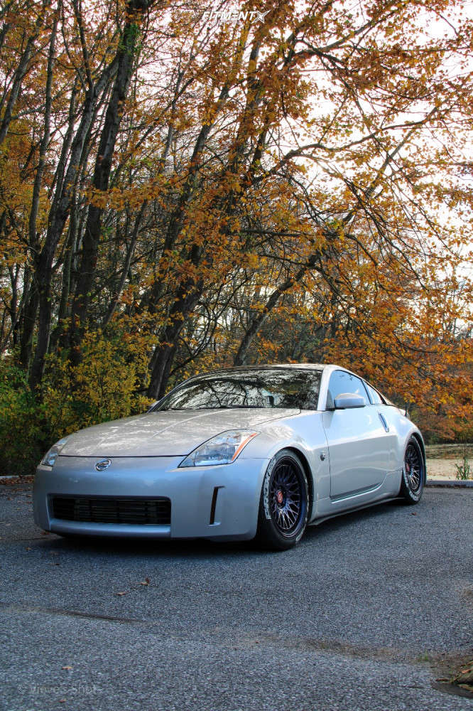 2004 Nissan 350Z Enthusiast with 18x9.5 VIP Modular Vrc 110 and Toyo ...