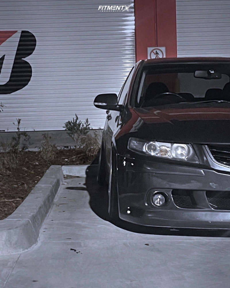 2006 Acura TSX Base with 18x9 Volk Evolution 3 and Farroad 215x40 on ...