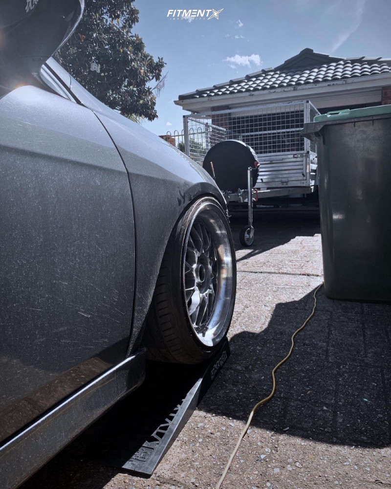 2006 Acura TSX Base with 18x9 Volk Evolution 3 and Farroad 215x40 on ...