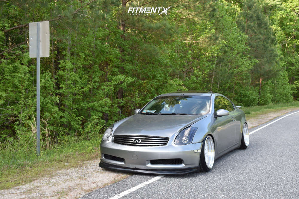 2005 INFINITI G35 Base with 19x10.5 ESR Sr04 and Achilles 235x35 on ...