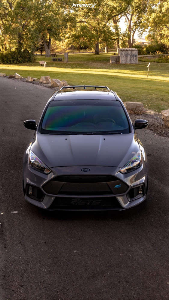 2017 Ford Focus RS with 18x8.5 Volk Te37sl Black Edition Ii and ...
