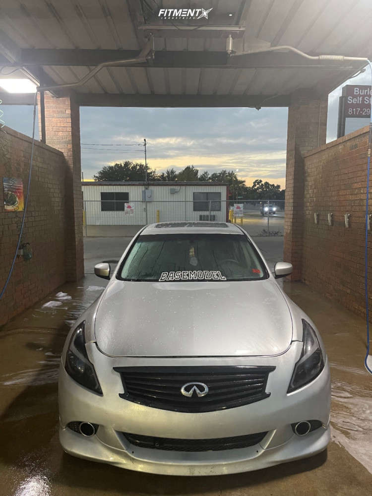 2011 INFINITI G37 Base with 19x9.5 Rohana Rc10 and Nankang 235x35 on ...