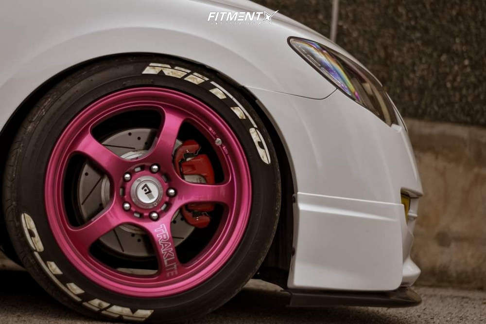 2007 Acura CSX Type-S with 17x8 Motegi Mr131 and Nitto 225x45 on ...