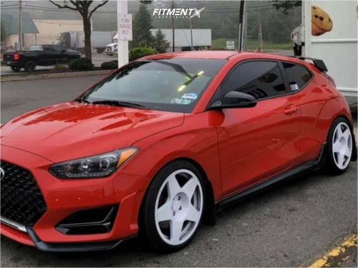 2020 Hyundai Veloster N Base with 18x8.5 Fifteen52 Tarmac and Michelin ...