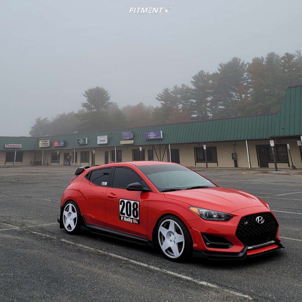 2020 Hyundai Veloster N Base with 18x8.5 Fifteen52 Tarmac and Michelin ...