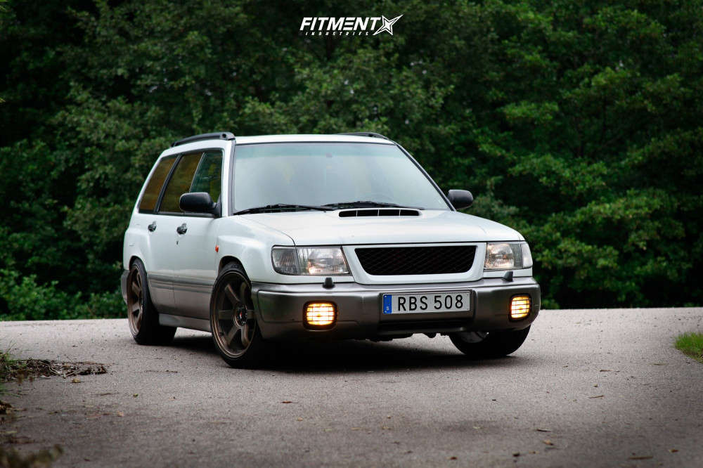 1999 Subaru Forester S with 18x9.5 Japan Racing Jr3 and Kumho 235x40 on ...