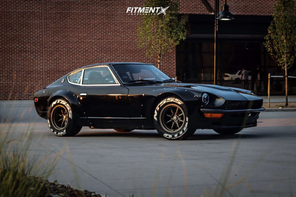 1971 Nissan 240Z Base with 15x10 Black Racing and Nitto 275x60 on Air ...
